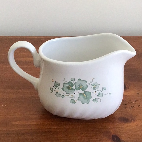 Corelle | Dining | Vintage Corelle Coordinates Callaway Gravy Boat ...